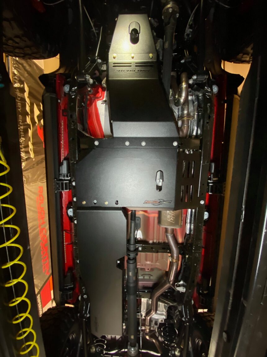 Trinity Motorsports Whiskey Jeep Gladiator Rubicon Express Under Armor ...